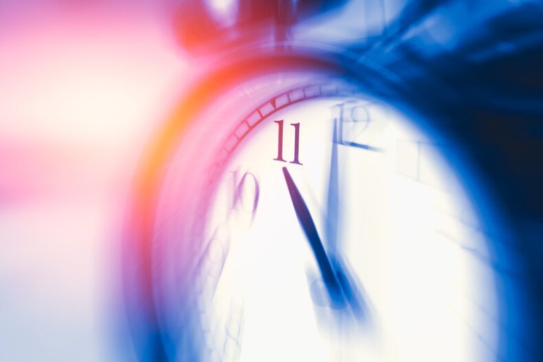 Here's Why Time Feels Like It's Speeding By & How To Slow It - The Best ...